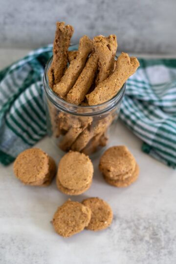 Chicken Liver Dog Biscuits